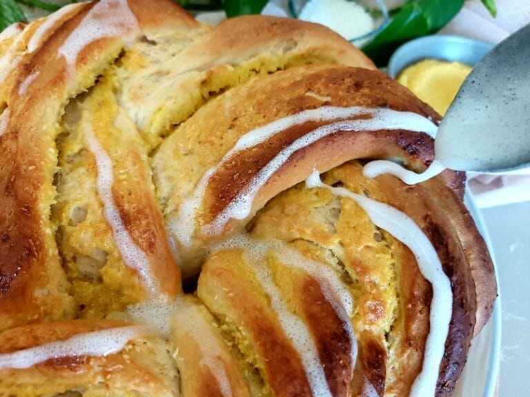 Mango and Lemon Twisted Wreath - A Cup Full of Sprinkles